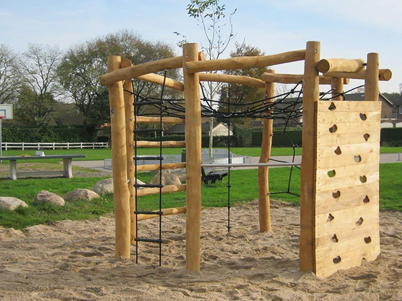 Climbing octagon